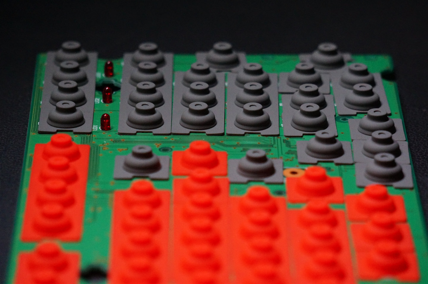 [In Stock] Jezail Cornix Split Low-Profile Keyboard